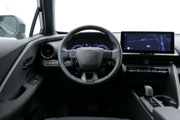 Черный Тойота C-HR 2025 в Вильнюс, объемом двигателя 1.80 л и пробегом 21 тыс. км за 31990 €, фото 9 на AUTOMOTO.COM.LV