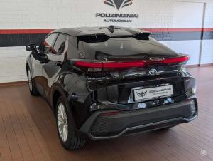 Melns Toyota C-HR 2026 Kauņa, ar dzinēja tilpumu 1.80 L un nobraukumu 6 tūkst. km par 27500 €, foto 5 vietnē AUTOMOTO.COM.LV