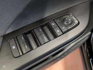 Melns Toyota C-HR 2026 Kauņa, ar dzinēja tilpumu 1.80 L un nobraukumu 6 tūkst. km par 27500 €, foto 12 vietnē AUTOMOTO.COM.LV