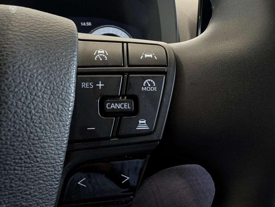Melns Toyota C-HR 2026 Kauņa, ar dzinēja tilpumu 1.80 L un nobraukumu 6 tūkst. km par 27500 €, foto 14 vietnē AUTOMOTO.COM.LV