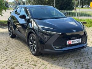Черный Тойота C-HR 2026 в Рига, объемом двигателя 1.80 л и пробегом 7 тыс. км за 32450 €, фото  на AUTOMOTO.COM.LV
