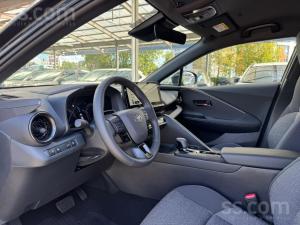 Черный Тойота C-HR 2026 в Рига, объемом двигателя 1.80 л и пробегом 7 тыс. км за 32450 €, фото 6 на AUTOMOTO.COM.LV