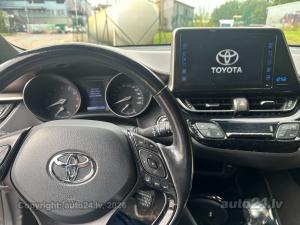 Black Toyota C-HR 2016 in Tallinn, with an engine capacity of 1.20 L and mileage of 168 thousand km for 15500 €, photo 6 on AUTOMOTO.COM.LV