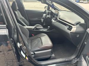 Black Toyota C-HR 2016 in Tallinn, with an engine capacity of 1.20 L and mileage of 168 thousand km for 15500 €, photo 9 on AUTOMOTO.COM.LV