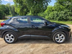 Melns Toyota C-HR 2017 Viļņa, ar dzinēja tilpumu 1.80 L un nobraukumu 149 tūkst. km par 16500 €, foto 6 vietnē AUTOMOTO.COM.LV