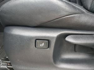 Черный Тойота C-HR 2017 в Рига, объемом двигателя 1.80 л и пробегом 75 тыс. км за 17900 €, фото 17 на AUTOMOTO.COM.LV