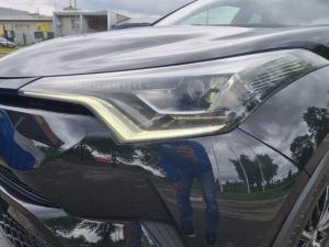 Черный Тойота C-HR 2017 в Рига, объемом двигателя 1.80 л и пробегом 75 тыс. км за 17900 €, фото 20 на AUTOMOTO.COM.LV