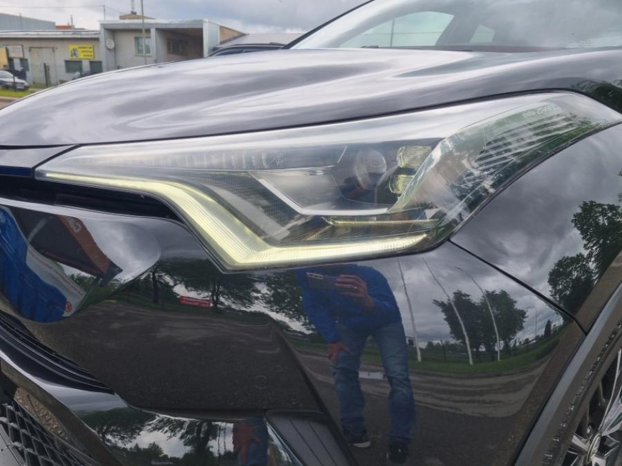 Черный Тойота C-HR 2017 в Рига, объемом двигателя 1.80 л и пробегом 75 тыс. км за 17900 €, фото 20 на AUTOMOTO.COM.LV