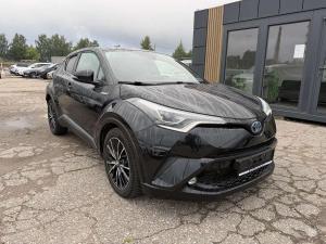 Black Toyota C-HR 2017 in Panevezys, with an engine capacity of 1.80 L and mileage of 140 thousand km for 15500 €, photo  on AUTOMOTO.COM.LV