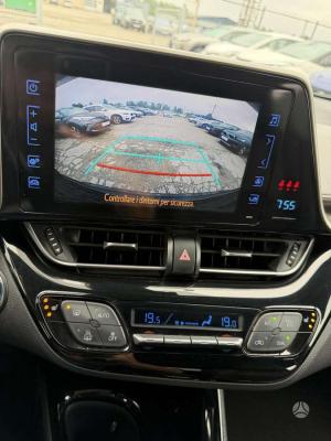 Черный Тойота C-HR 2017 в Паневежис, объемом двигателя 1.80 л и пробегом 140 тыс. км за 15500 €, фото 30 на AUTOMOTO.COM.LV
