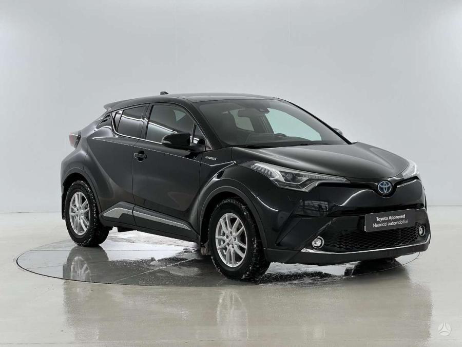 Черный Тойота C-HR 2018 в Вильнюс, объемом двигателя 1.80 л и пробегом 158 тыс. км за 15900 €, фото 18 на AUTOMOTO.COM.LV