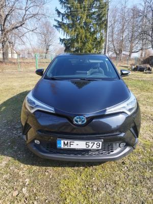 Черный Тойота C-HR 2018 в Даугавпилс, объемом двигателя 1.80 л и пробегом 184 тыс. км за 14800 €, фото  на AUTOMOTO.COM.LV