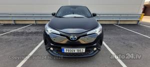 Melns Toyota C-HR 2018 Tallina, ar dzinēja tilpumu 1.80 L un nobraukumu 71 tūkst. km par 17890 €, foto 3 vietnē AUTOMOTO.COM.LV