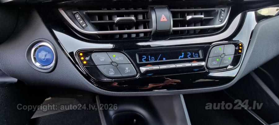 Melns Toyota C-HR 2018 Tallina, ar dzinēja tilpumu 1.80 L un nobraukumu 71 tūkst. km par 17890 €, foto 20 vietnē AUTOMOTO.COM.LV