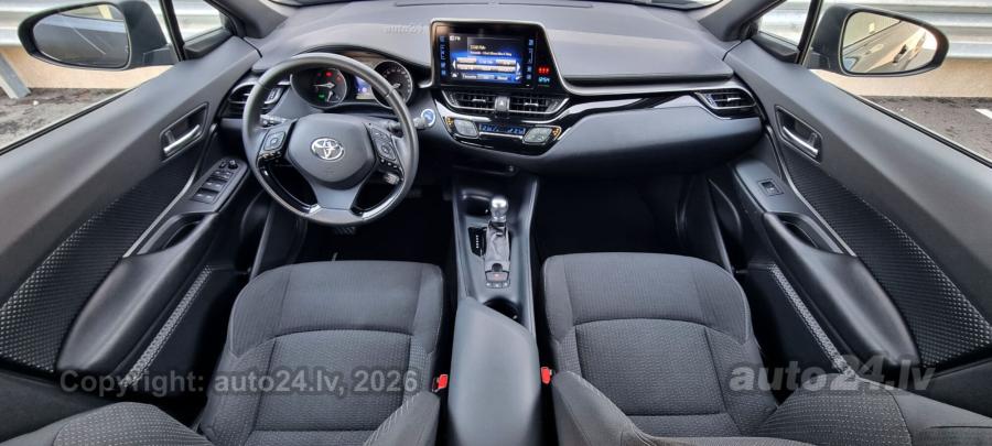 Melns Toyota C-HR 2018 Tallina, ar dzinēja tilpumu 1.80 L un nobraukumu 71 tūkst. km par 17890 €, foto 21 vietnē AUTOMOTO.COM.LV