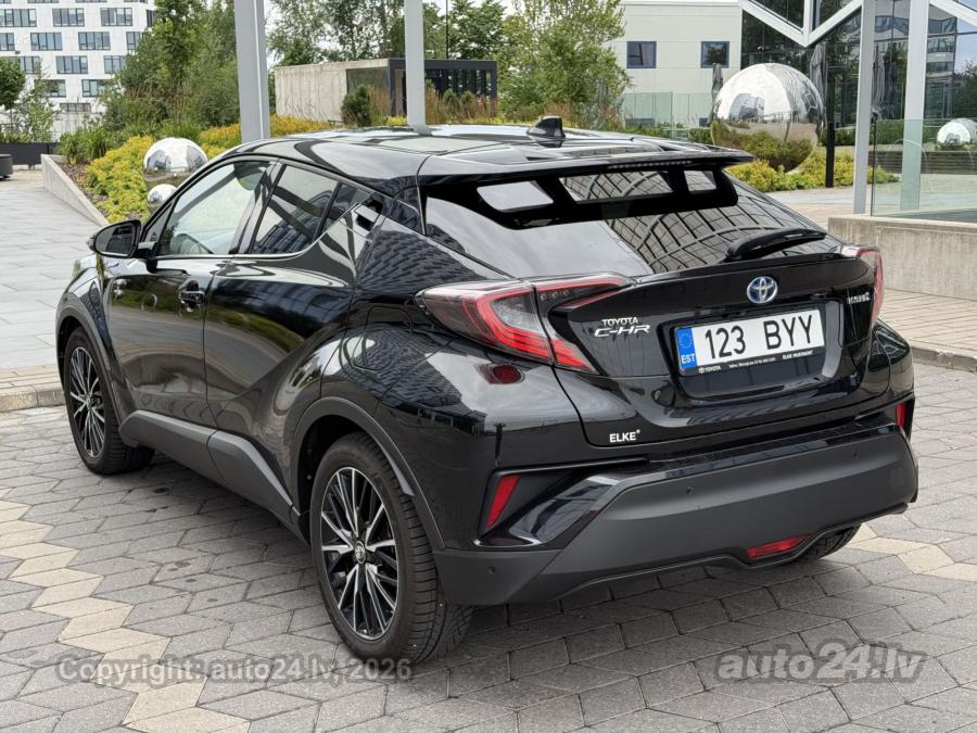 Melns Toyota C-HR 2018 Tallina, ar dzinēja tilpumu 1.80 L un nobraukumu 94 tūkst. km par 17000 €, foto 7 vietnē AUTOMOTO.COM.LV