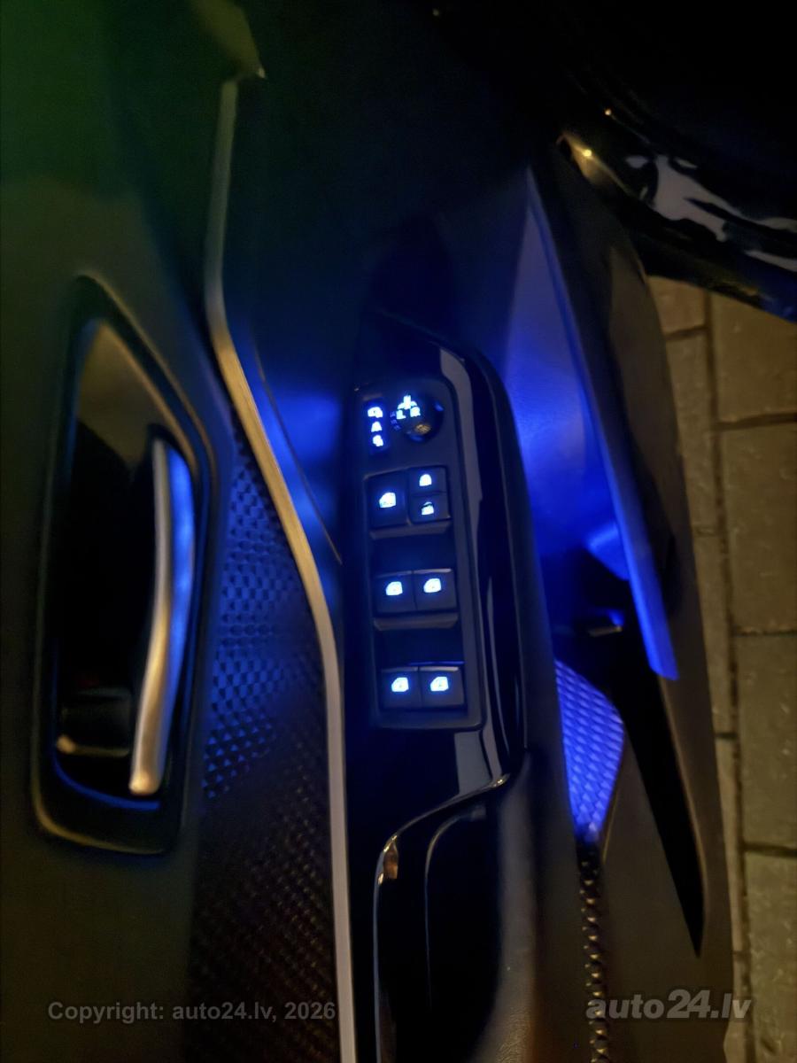 Melns Toyota C-HR 2018 Tallina, ar dzinēja tilpumu 1.80 L un nobraukumu 94 tūkst. km par 17000 €, foto 14 vietnē AUTOMOTO.COM.LV