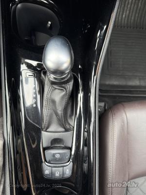 Melns Toyota C-HR 2018 Tallina, ar dzinēja tilpumu 1.80 L un nobraukumu 94 tūkst. km par 17000 €, foto 21 vietnē AUTOMOTO.COM.LV