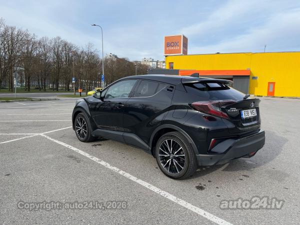 Melns Toyota C-HR 2019 Tallina, ar dzinēja tilpumu 1.80 L un nobraukumu 81 tūkst. km par 17000 €, foto 6 vietnē AUTOMOTO.COM.LV