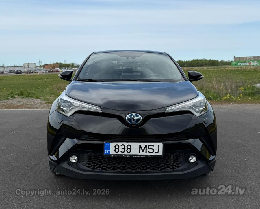 Melns Toyota C-HR 2019 Tallina, ar dzinēja tilpumu 1.80 L un nobraukumu 80 tūkst. km par 18600 €, foto 3 vietnē AUTOMOTO.COM.LV
