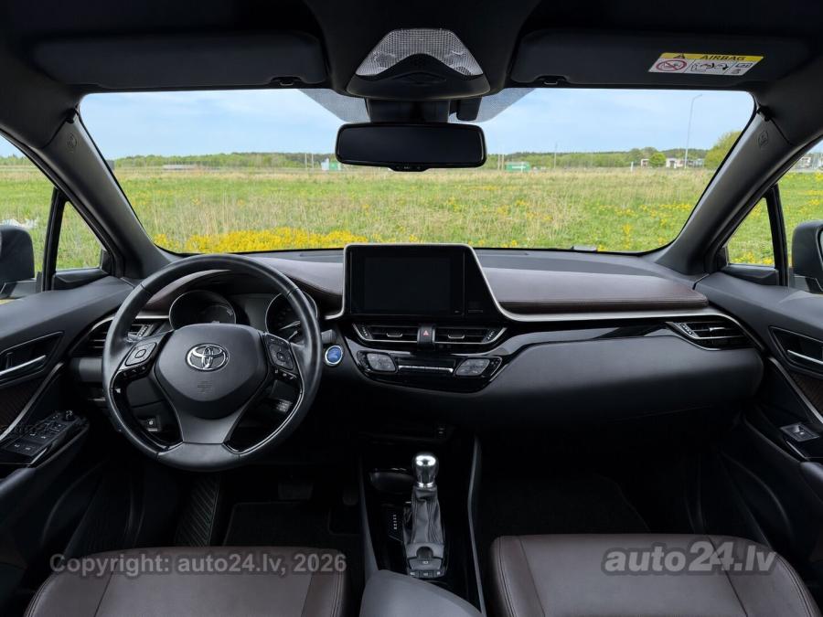 Melns Toyota C-HR 2019 Tallina, ar dzinēja tilpumu 1.80 L un nobraukumu 80 tūkst. km par 18600 €, foto 18 vietnē AUTOMOTO.COM.LV