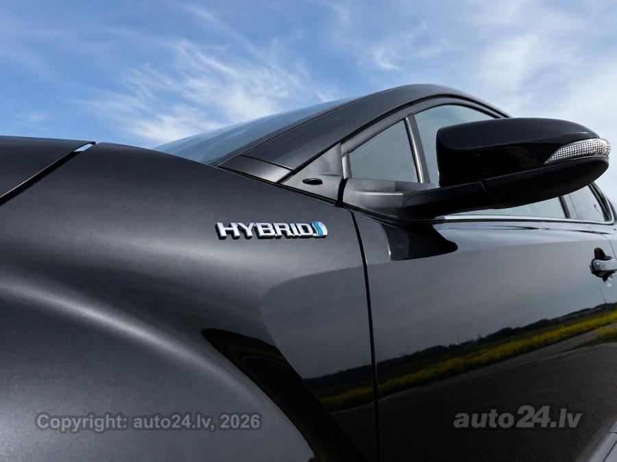 Melns Toyota C-HR 2019 Tallina, ar dzinēja tilpumu 1.80 L un nobraukumu 80 tūkst. km par 18600 €, foto 27 vietnē AUTOMOTO.COM.LV