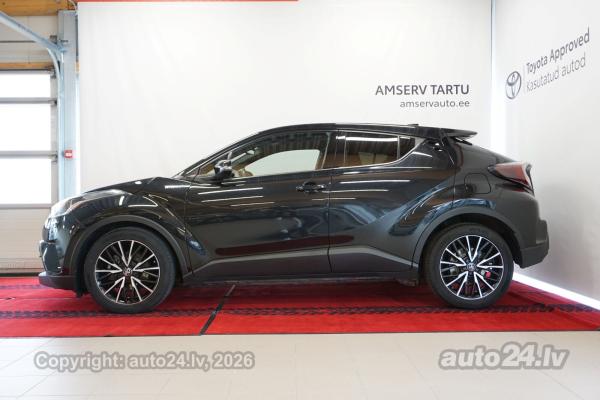 Black Toyota C-HR 2019 in Tartu, with an engine capacity of 1.80 L and mileage of 114 thousand km for 17990 €, photo 3 on AUTOMOTO.COM.LV
