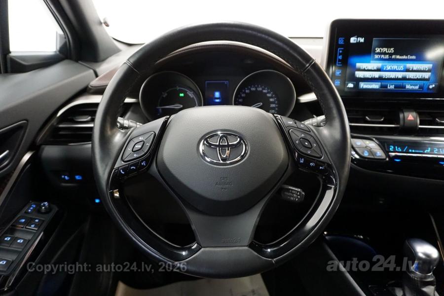 Черный Тойота C-HR 2019 в Тарту, объемом двигателя 1.80 л и пробегом 114 тыс. км за 17990 €, фото 13 на AUTOMOTO.COM.LV