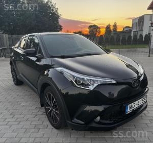 Black Toyota C-HR 2019 in Riga, with an engine capacity of 1.20 L and mileage of 90 thousand km for 16300 €, photo  on AUTOMOTO.COM.LV