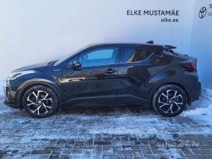 Черный Тойота C-HR 2021 в Таллин, объемом двигателя 1.80 л и пробегом 103 тыс. км за 19995 €, фото 3 на AUTOMOTO.COM.LV