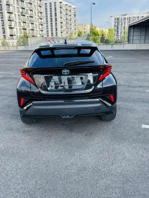Черный Тойота C-HR 2021 в Вильнюс, объемом двигателя 1.80 л и пробегом 80 тыс. км за 24900 €, фото 14 на AUTOMOTO.COM.LV