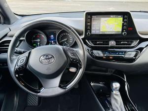 Черный Тойота C-HR 2021 в Вильнюс, объемом двигателя 1.80 л и пробегом 80 тыс. км за 24900 €, фото 24 на AUTOMOTO.COM.LV