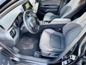 Черный Тойота C-HR 2021 в Вильнюс, объемом двигателя 1.80 л и пробегом 80 тыс. км за 24900 €, фото 30 на AUTOMOTO.COM.LV