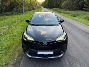 Черный Тойота C-HR 2021 в Вильнюс, объемом двигателя 1.99 л и пробегом 150 тыс. км за 20500 €, фото 3 на AUTOMOTO.COM.LV
