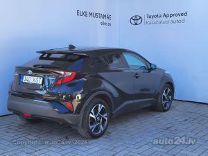Melns Toyota C-HR 2022 Tallina, ar dzinēja tilpumu 1.80 L un nobraukumu 59 tūkst. km par 21995 €, foto 2 vietnē AUTOMOTO.COM.LV