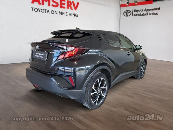 Melns Toyota C-HR 2022 Viljandi, ar dzinēja tilpumu 1.80 L un nobraukumu 51 tūkst. km par 21990 €, foto 3 vietnē AUTOMOTO.COM.LV