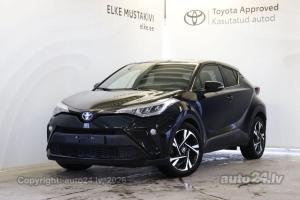 Melns Toyota C-HR 2023 Tallina, ar dzinēja tilpumu 1.80 L un nobraukumu 52 tūkst. km par 23500 €, foto  vietnē AUTOMOTO.COM.LV