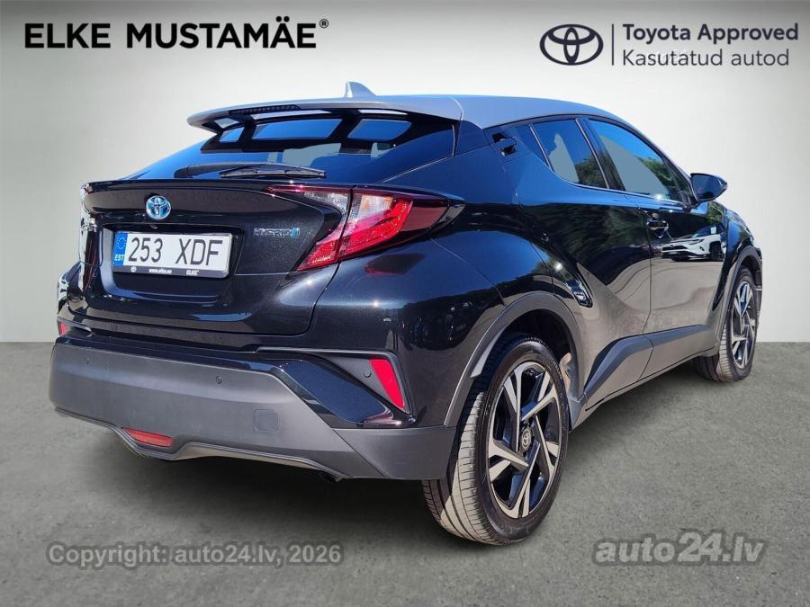 Черный Тойота C-HR 2023 в Таллин, объемом двигателя 1.80 л и пробегом 28 тыс. км за 24995 €, фото 3 на AUTOMOTO.COM.LV