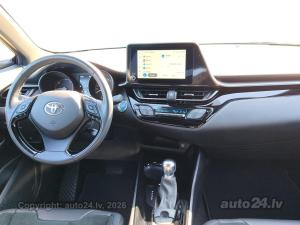 Черный Тойота C-HR 2023 в Таллин, объемом двигателя 1.80 л и пробегом 28 тыс. км за 24995 €, фото 9 на AUTOMOTO.COM.LV