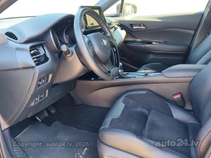 Черный Тойота C-HR 2023 в Таллин, объемом двигателя 1.80 л и пробегом 28 тыс. км за 24995 €, фото 12 на AUTOMOTO.COM.LV