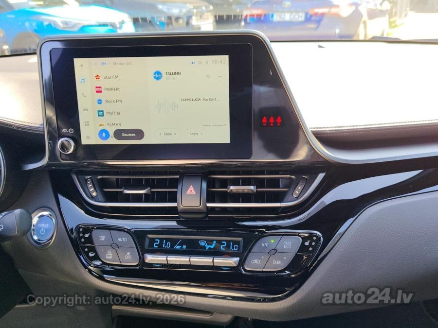 Черный Тойота C-HR 2023 в Таллин, объемом двигателя 1.80 л и пробегом 28 тыс. км за 24995 €, фото 15 на AUTOMOTO.COM.LV