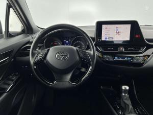 Black Toyota C-HR 2023 in Vilnius, with an engine capacity of 1.80 L and mileage of 85 thousand km for 24900 €, photo 10 on AUTOMOTO.COM.LV