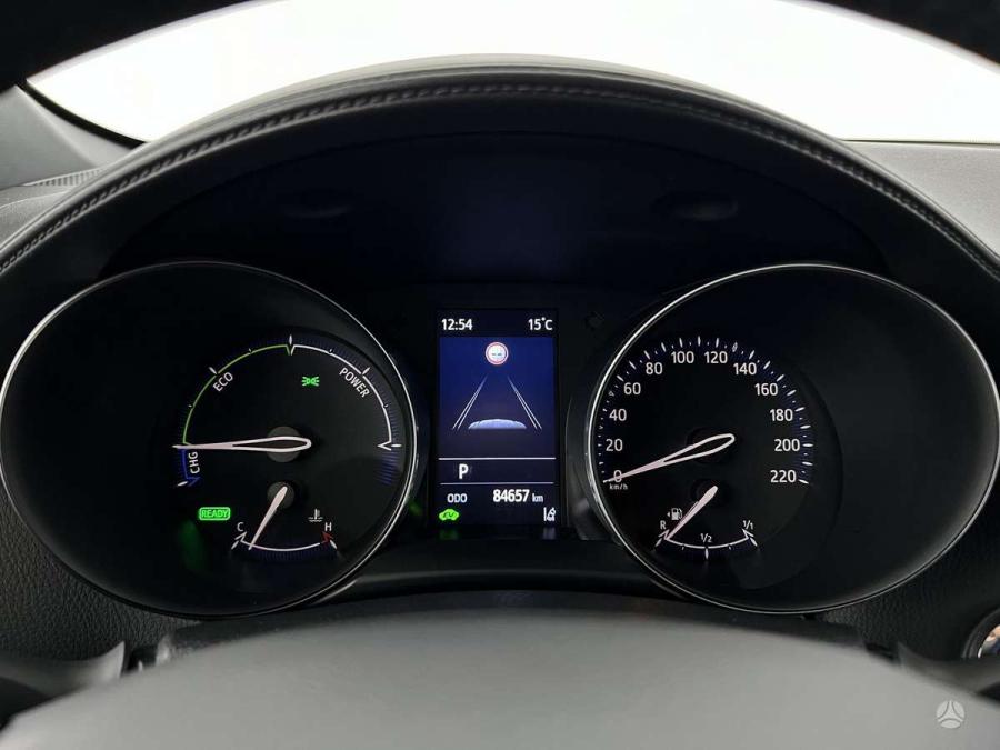 Black Toyota C-HR 2023 in Vilnius, with an engine capacity of 1.80 L and mileage of 85 thousand km for 24900 €, photo 14 on AUTOMOTO.COM.LV
