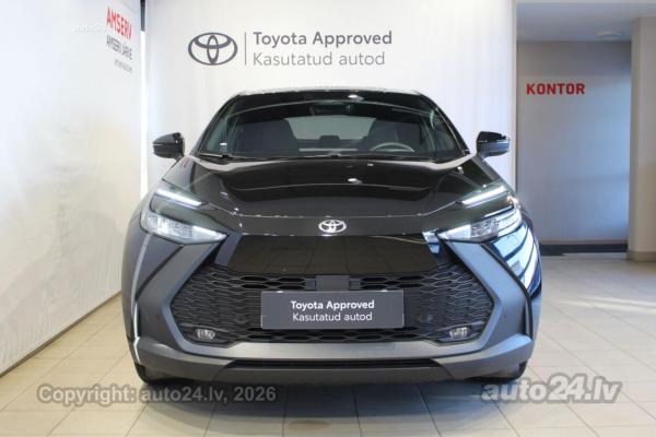 Melns Toyota C-HR 2024 Tallina, ar dzinēja tilpumu 1.80 L un nobraukumu 18 tūkst. km par 27990 €, foto 5 vietnē AUTOMOTO.COM.LV