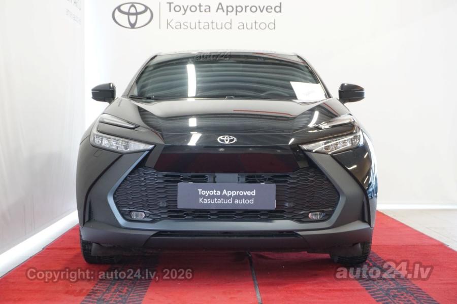Black Toyota C-HR 2024 in Tartu, with an engine capacity of 1.80 L and mileage of 43 thousand km for 26990 €, photo 5 on AUTOMOTO.COM.LV