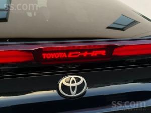Черный Тойота C-HR 2024 в Елгава, объемом двигателя 2.00 л и пробегом 40 тыс. км за 29800 €, фото 9 на AUTOMOTO.COM.LV
