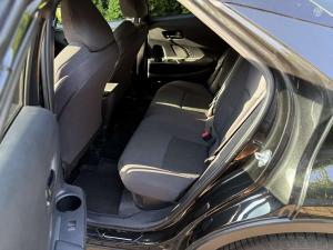Black Toyota C-HR 2024 in Kaunas, with an engine capacity of 1.80 L and mileage of 58 thousand km for 24800 €, photo 7 on AUTOMOTO.COM.LV