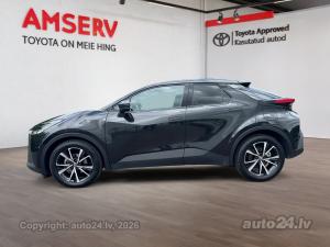 Черный Тойота C-HR 2025 в Пайде, объемом двигателя 1.80 л и пробегом 27 тыс. км за 28990 €, фото 4 на AUTOMOTO.COM.LV