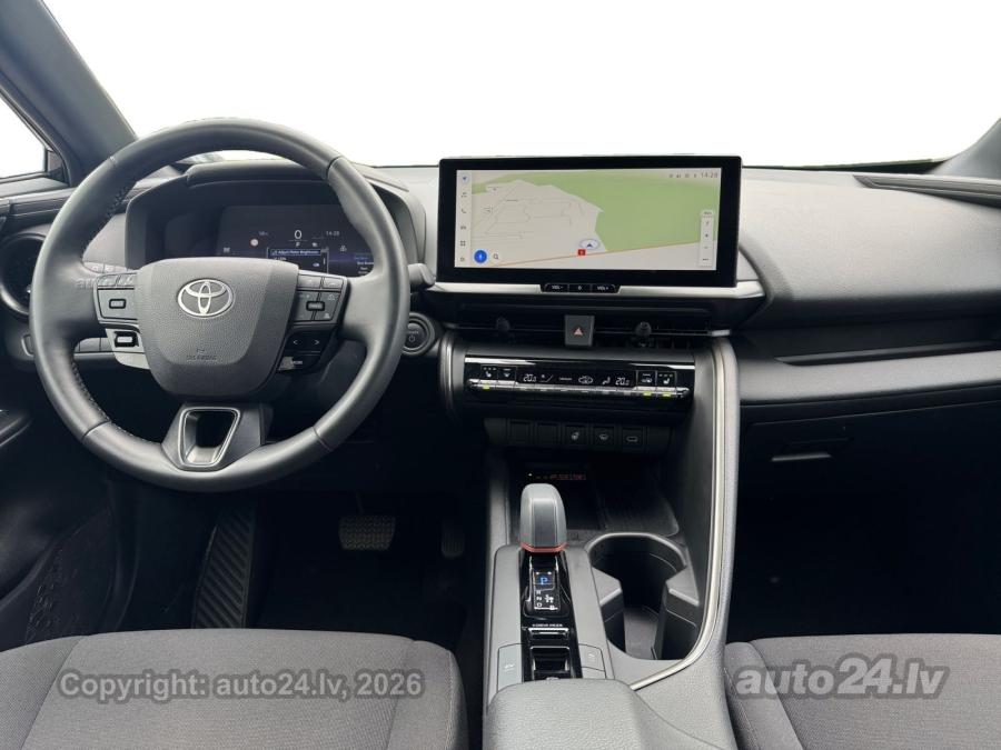Черный Тойота C-HR 2025 в Пайде, объемом двигателя 1.80 л и пробегом 27 тыс. км за 28990 €, фото 9 на AUTOMOTO.COM.LV