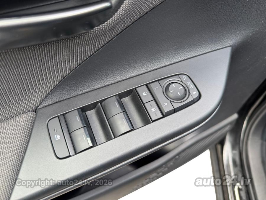Черный Тойота C-HR 2025 в Пайде, объемом двигателя 1.80 л и пробегом 27 тыс. км за 28990 €, фото 20 на AUTOMOTO.COM.LV